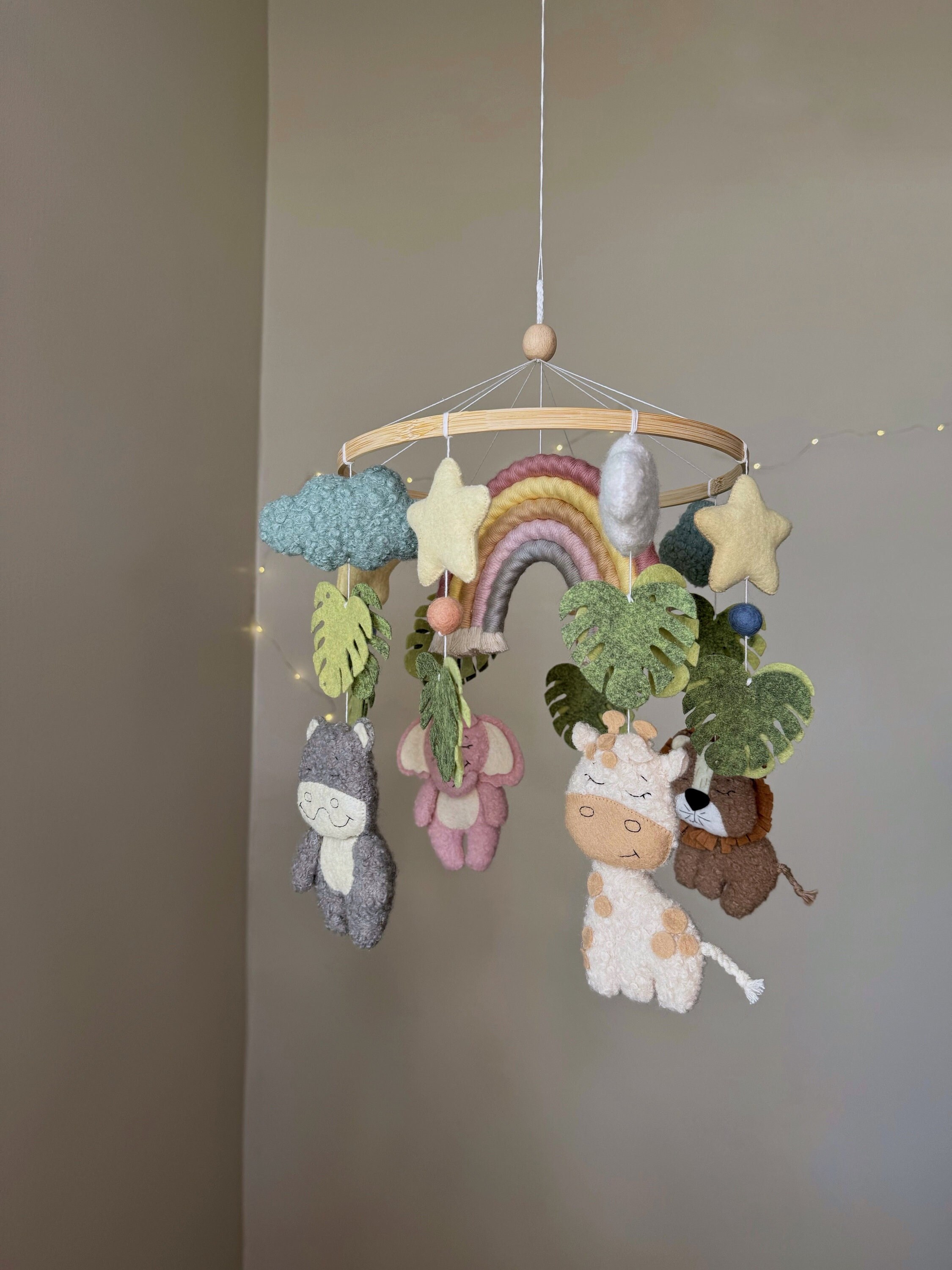 Boucle Safari Baby Mobile: Felt Jungle Animals & Rainbow - Etsy