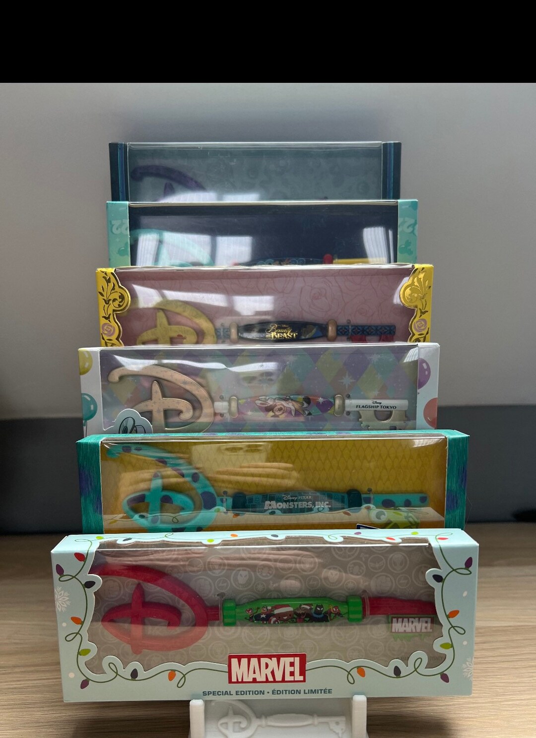 Display Stand for 6 Disney Store Boxed Keys - Mega Boxed 6 - Etsy