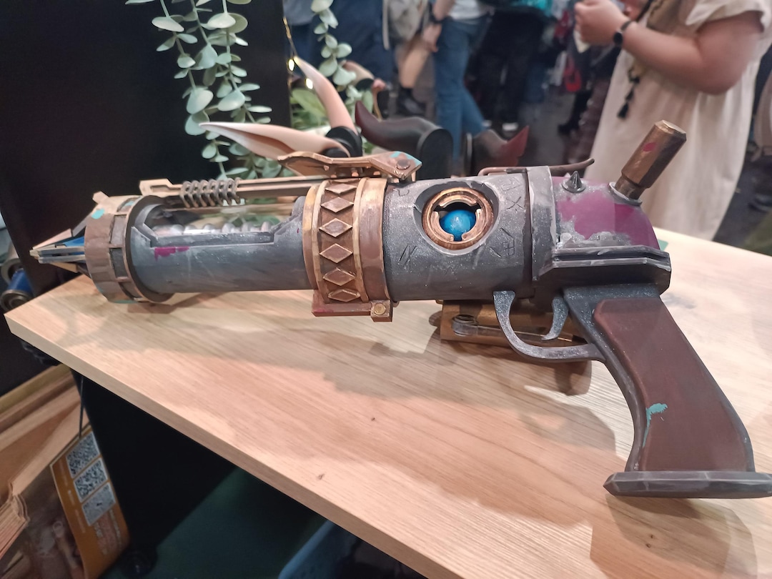 Jinx Zipzap Pistol Prop – Arcane Season 2 Prop – 3D Printed & Hand ...