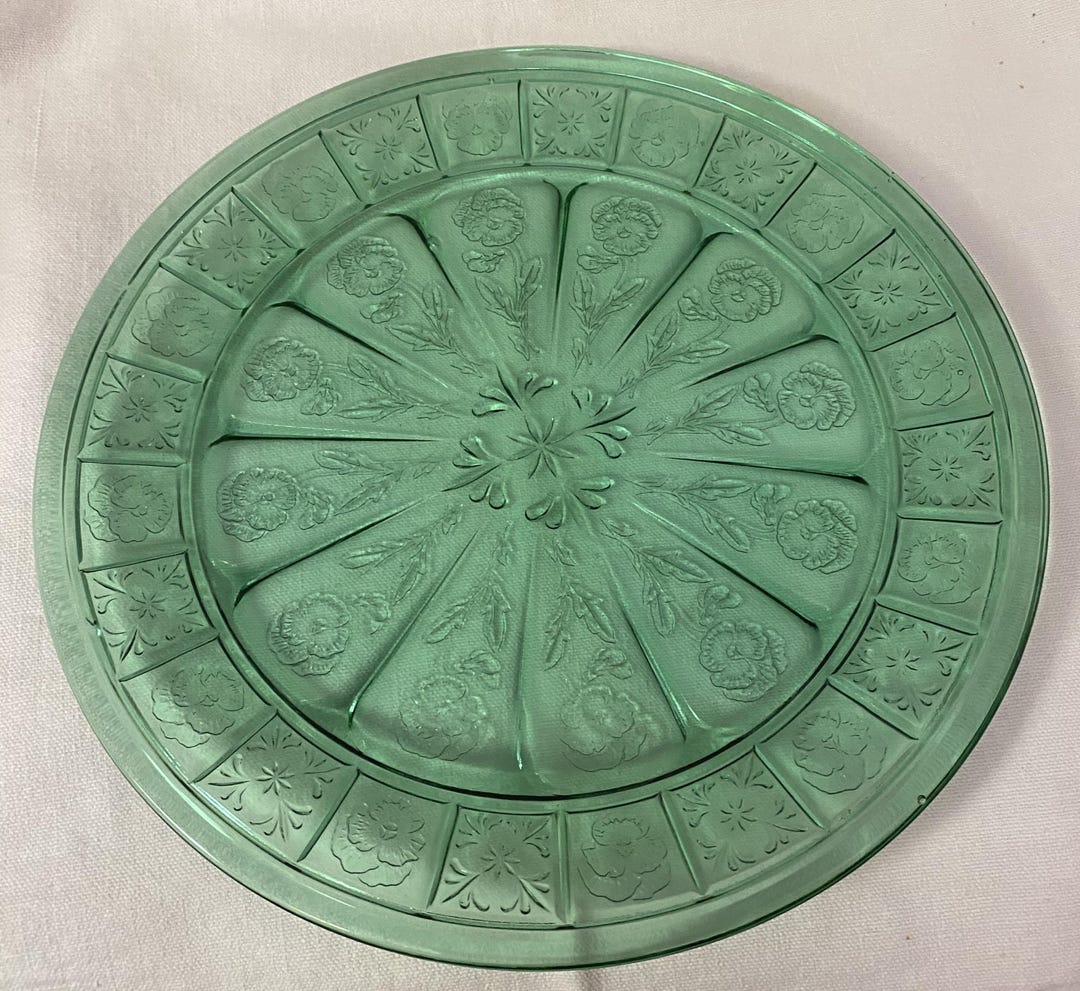 Doric and Pansy Ultramarine Dinner Plate 9" Jeannette Glass Company - Etsy