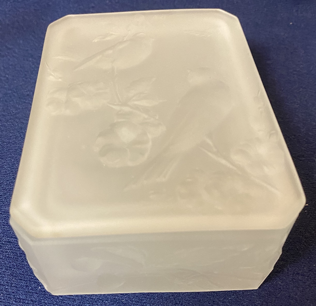 Box and Lid With Birds Crystal Frosted 4.5 X 3.25" Consolidated Glass ...