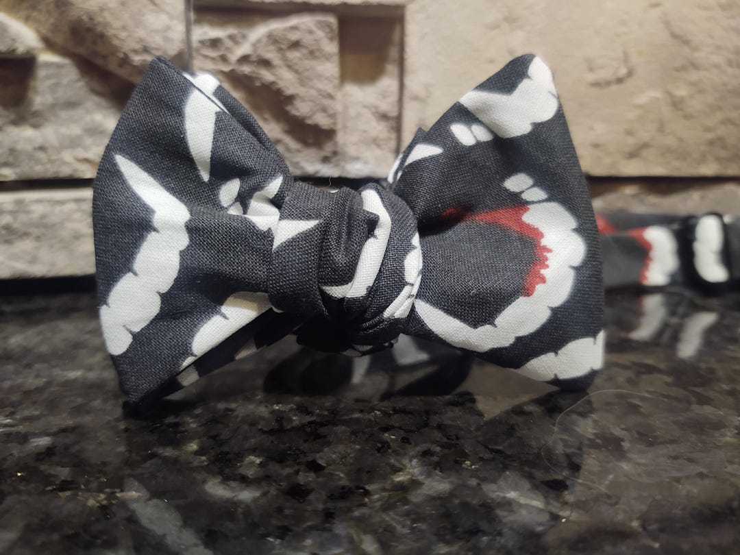 Vampire Bow Tie / Self Tie Bow Tie / Halloween Adult Bow Tie / Spooky ...