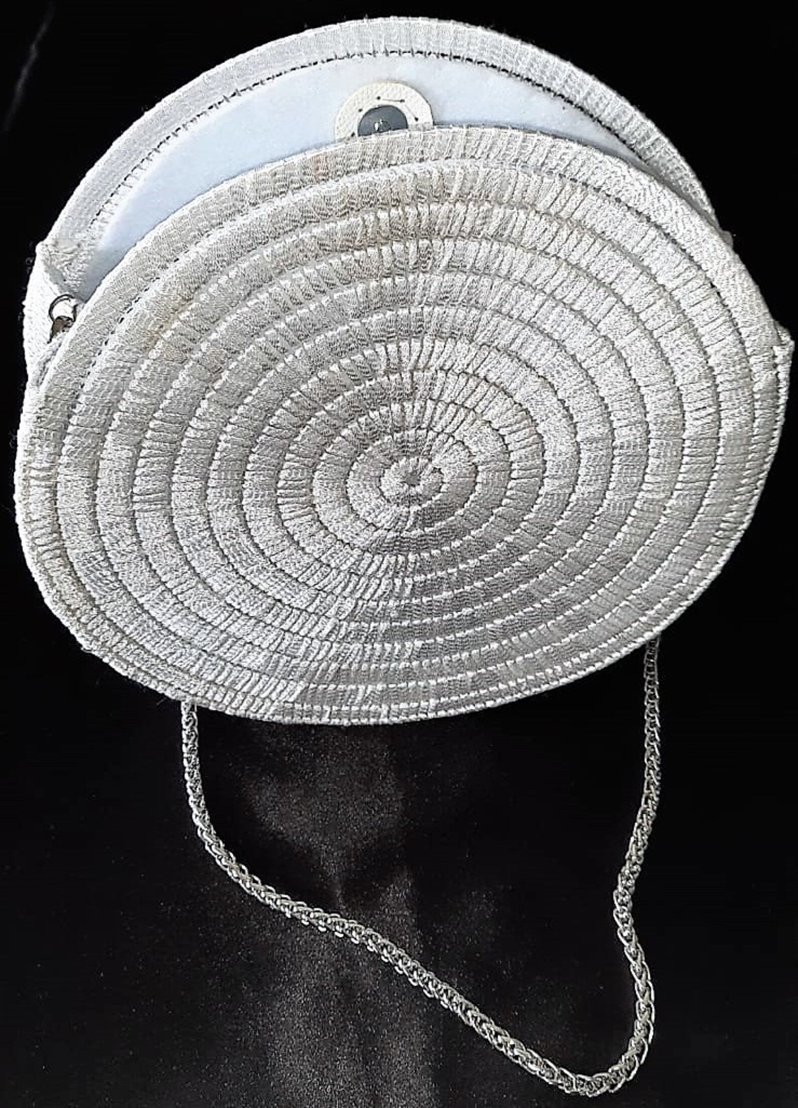 Round Shoulder Bag White Plastic Canvas Bag Handmade Bag | Etsy