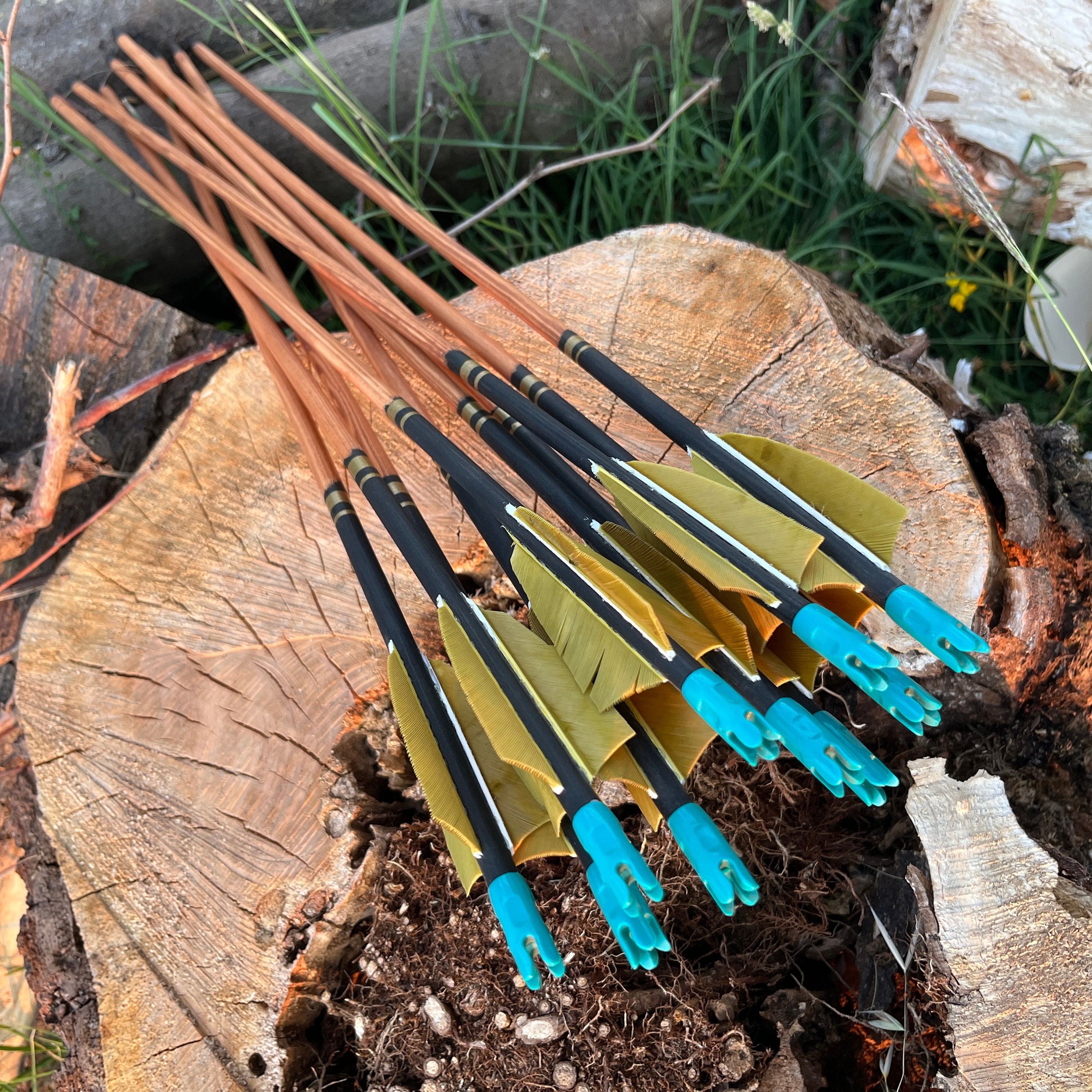 Traditional Wooden Target Arrow Castle Nock baturgez Khaki & Black ...