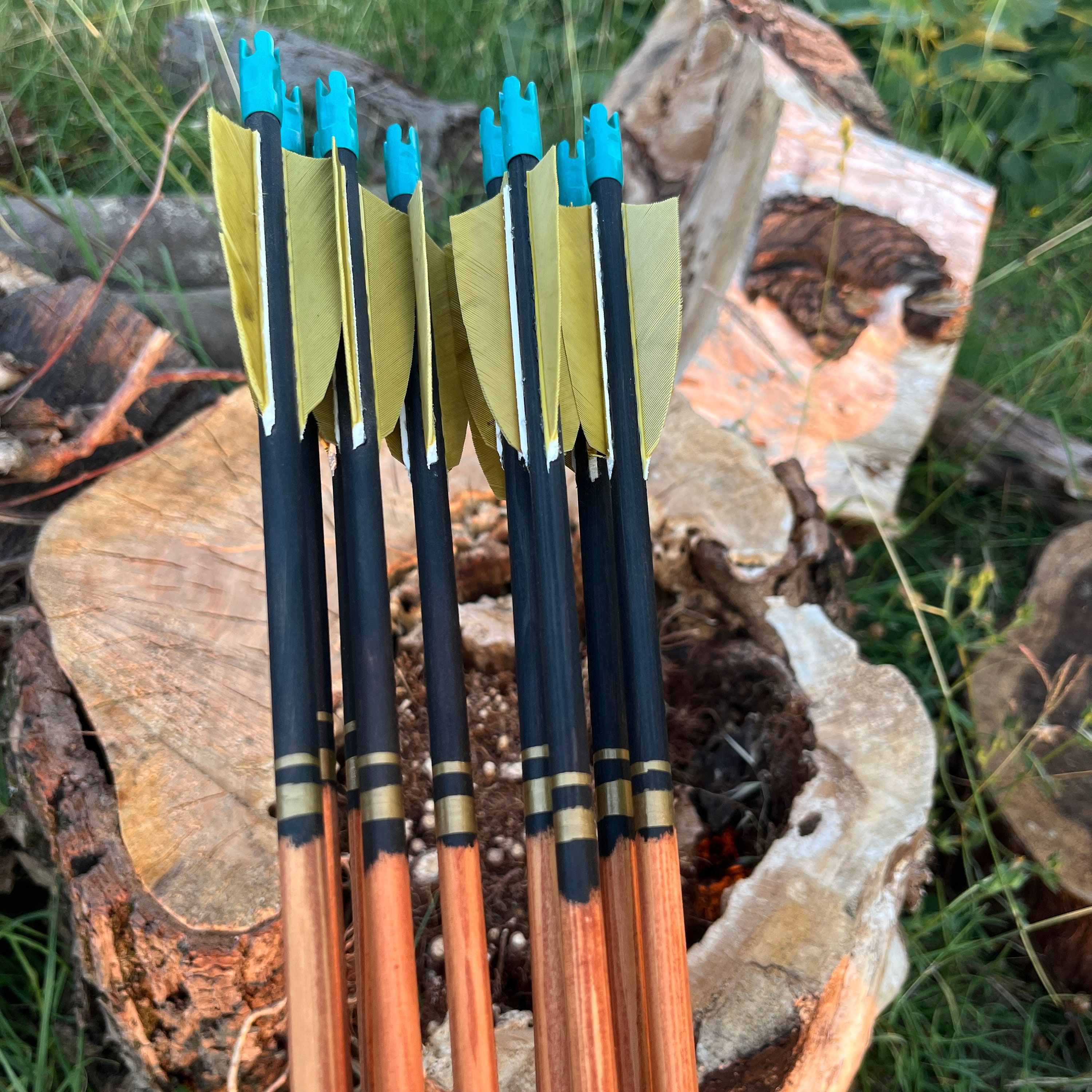 Traditional Wooden Target Arrow Castle Nock baturgez Khaki & Black ...