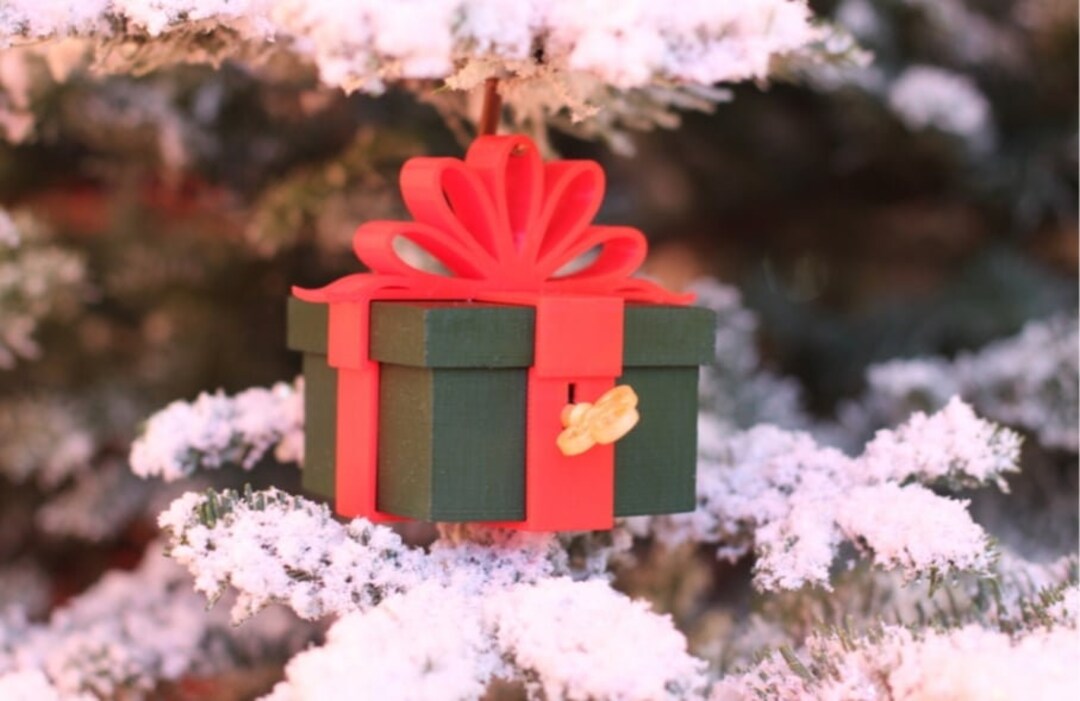 Lockable Present Ornament Etsy