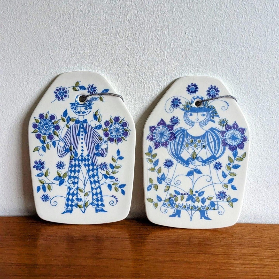 Pair Figgjo Flint LOTTE Wall Plates - Turi Design FF - Traditional Folk ...