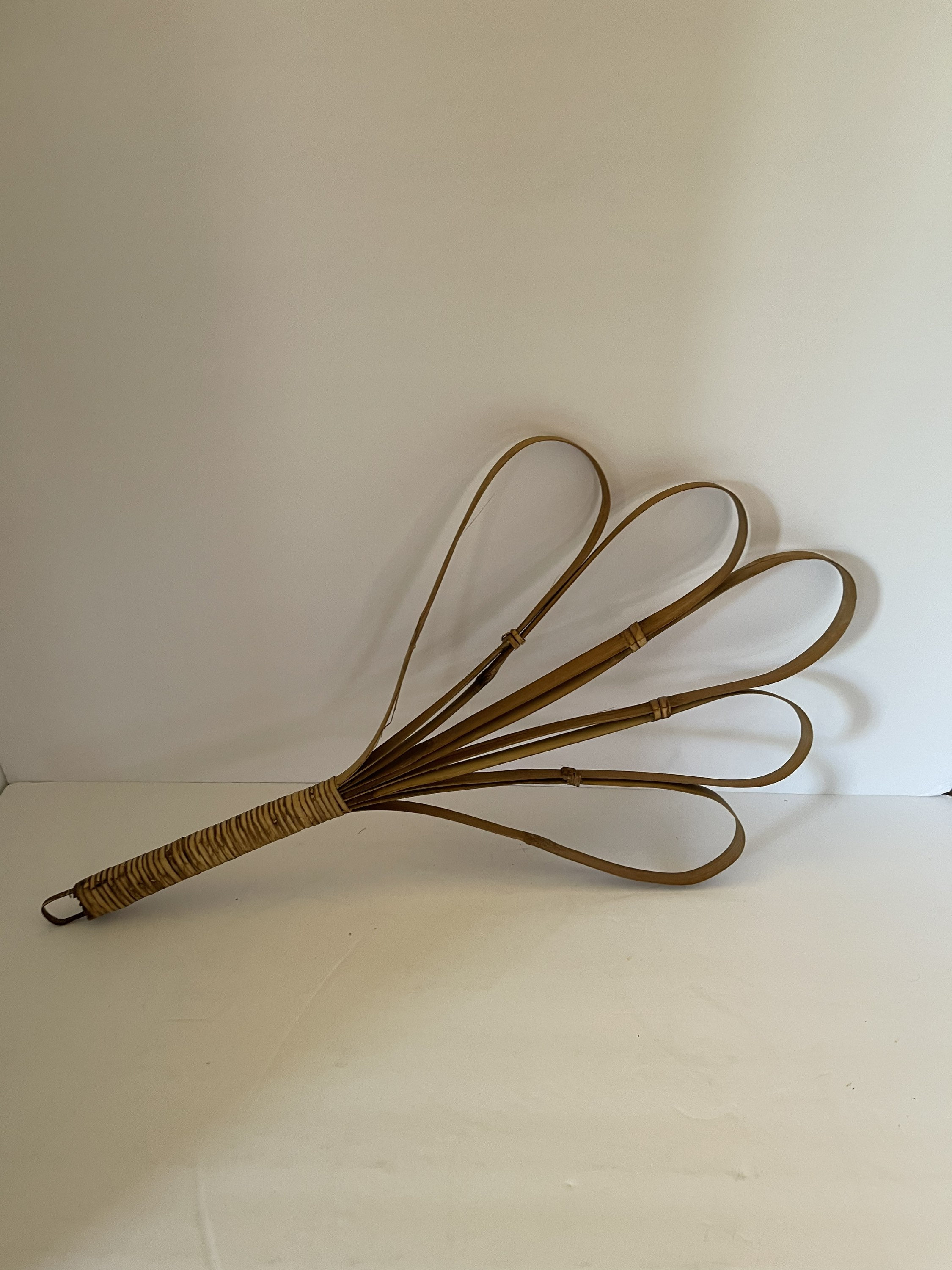 Vintage Rattan/bamboo Carpet/rug Beater/farmhouse Decor - Etsy