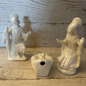 Vintage White Iridescent Glazed Ceramic 3 Piece Nativity Set - Etsy