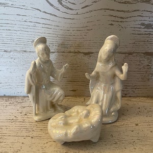 Vintage White Iridescent Glazed Ceramic 3 Piece Nativity Set - Etsy