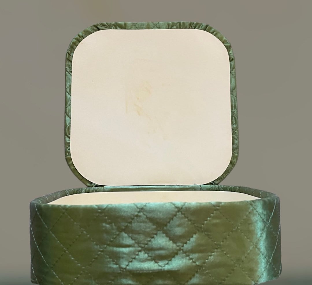 Vintage Quilted Hanky Box/ Jewelry Storage Box - Etsy