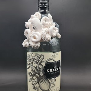 Octopus Sculpture on Bottle, Kraken Bottle, Polymer Clay Octopus ...