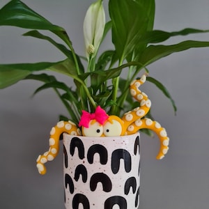 Glow in the Dark Octopus Plant Pot Decoration: Quirky Plant Pet. Wall ...