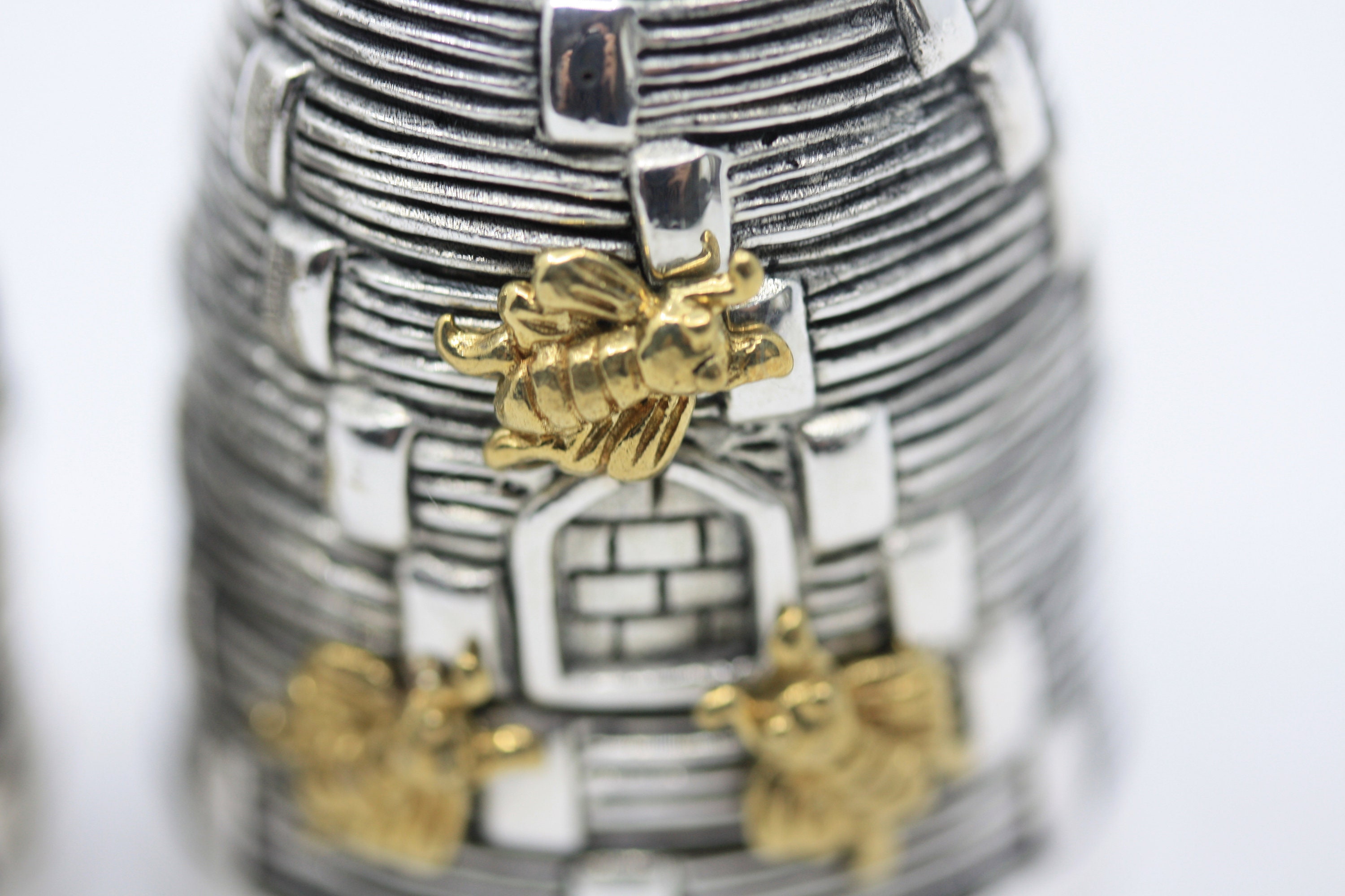 BEEHIVE CRUET SET Silver Salt & Pepper - Etsy