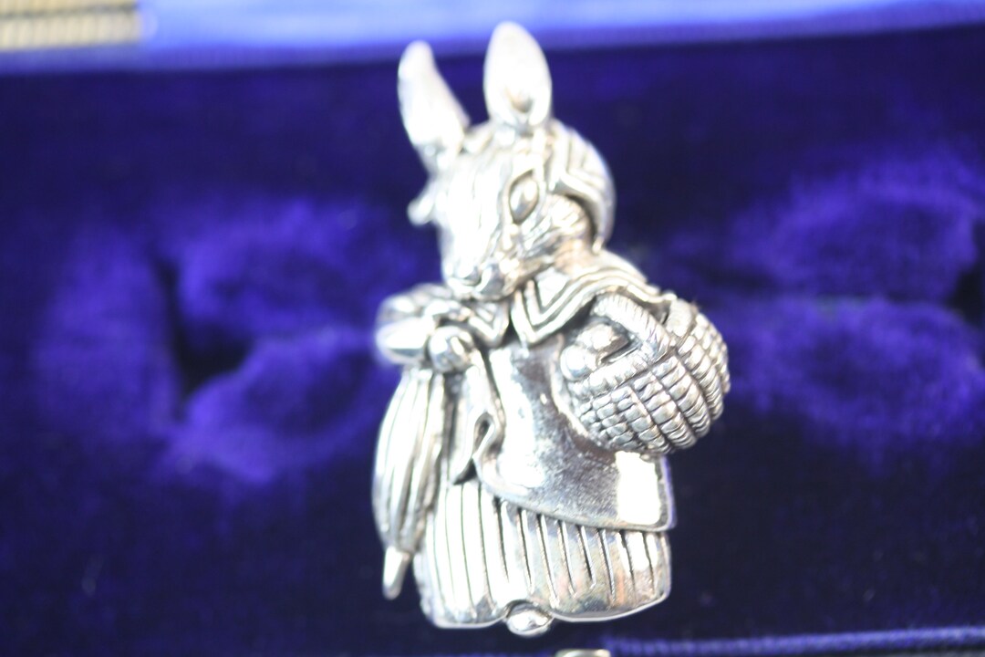 BEATRIX POTTER Mrs Josephine Rabbit Silver Brooch Sterling Vintage ...