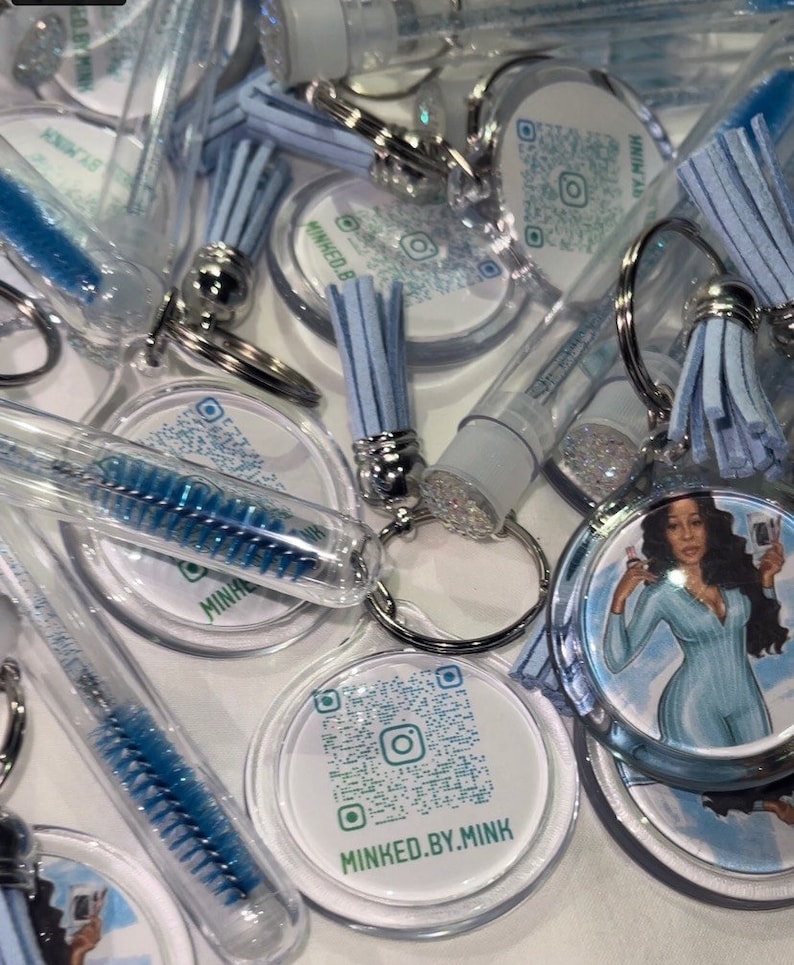 Custom Lash Brush Keychain W/ Logo and QR Code Keychain - Etsy