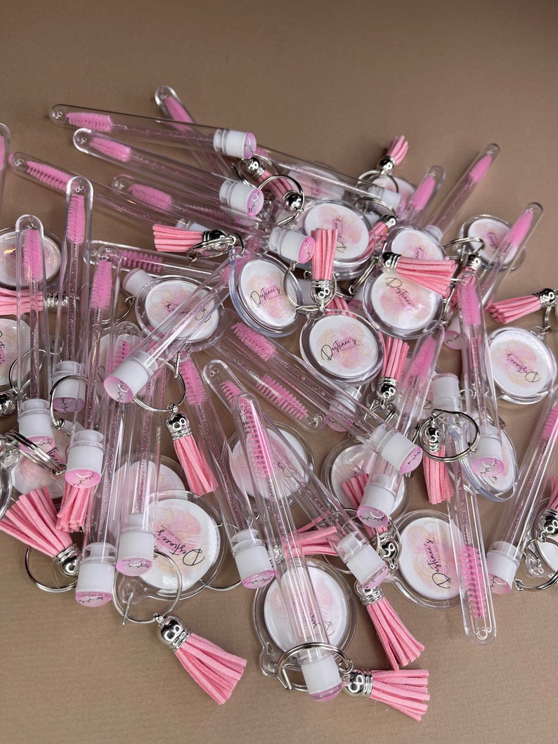 Custom Lash Brush Keychain W/ Logo and QR Code Keychain - Etsy