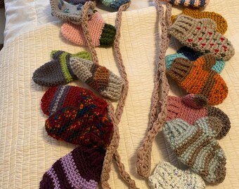 Mitten Garland - Etsy