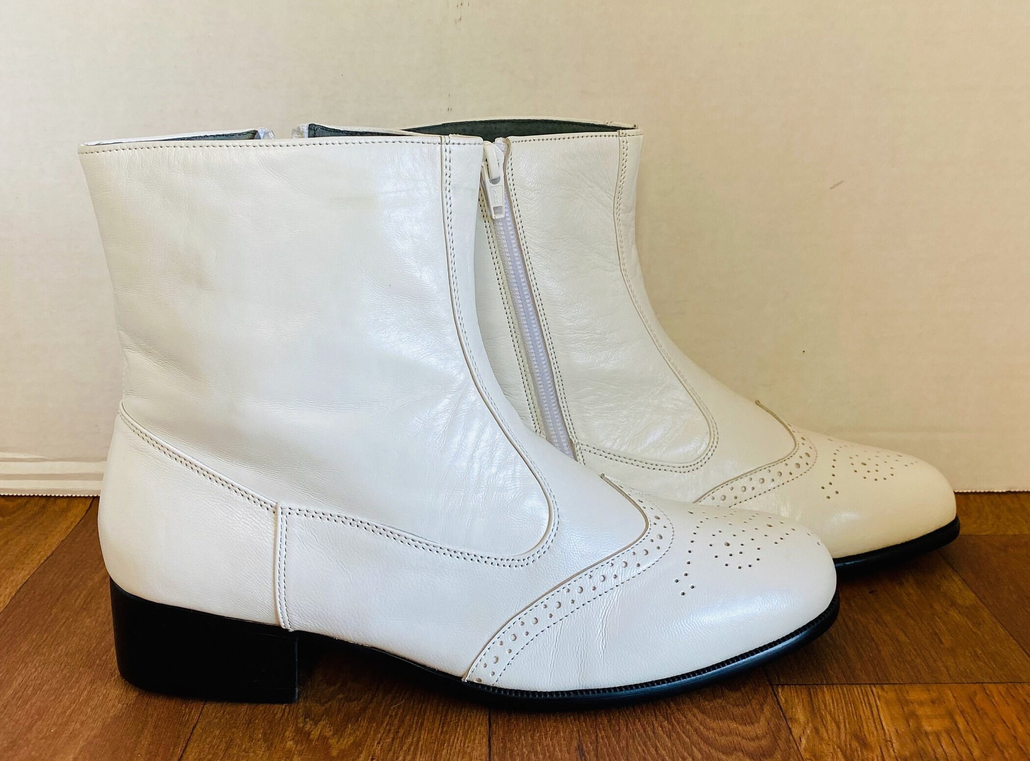 NWOB, Botany 500, Mens White Leather Wingtip Zip Ankle Boots, 8M - Etsy