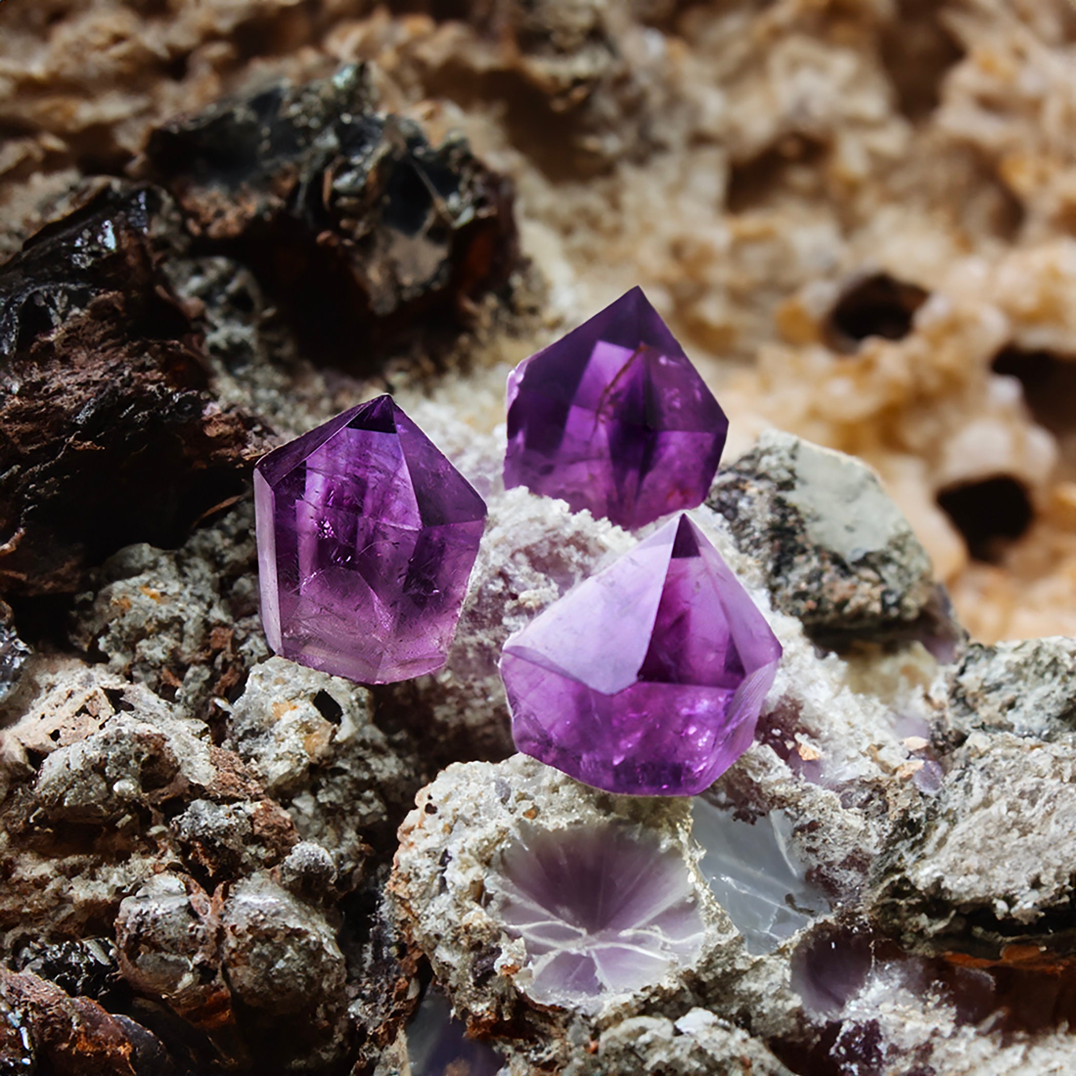 Amethyst Cupcake Tower, Crystal Tower, Amethyst Tower, Amethyst Point ...
