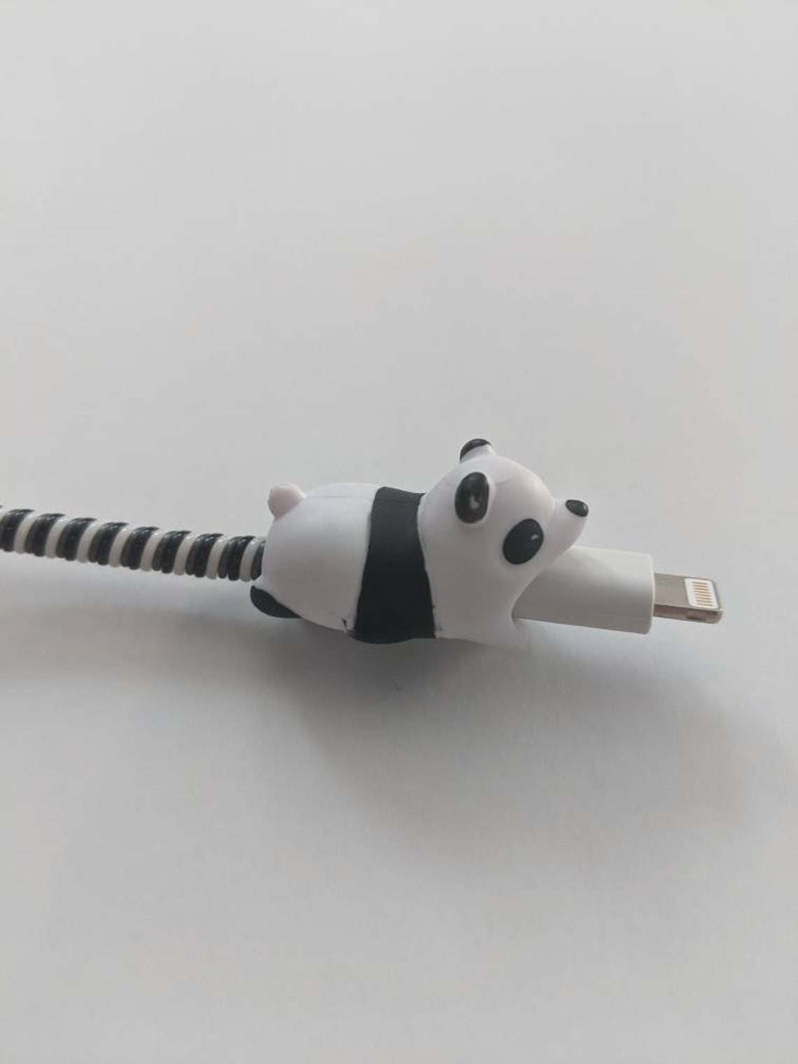 Cable Panda USB-C a Lightning con cable reforzado - Compatible con ...