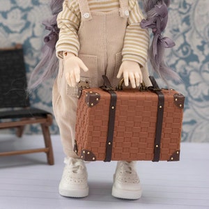 1:6 Dollhouse Miniature Mini Simulation Suitcase Retro Woven Handbag ...