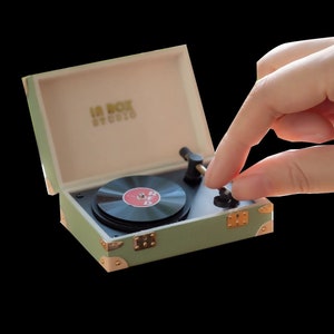 1:6 Dollhouse Miniature Mini Simulation Microfilm Vintage Phonograph ...