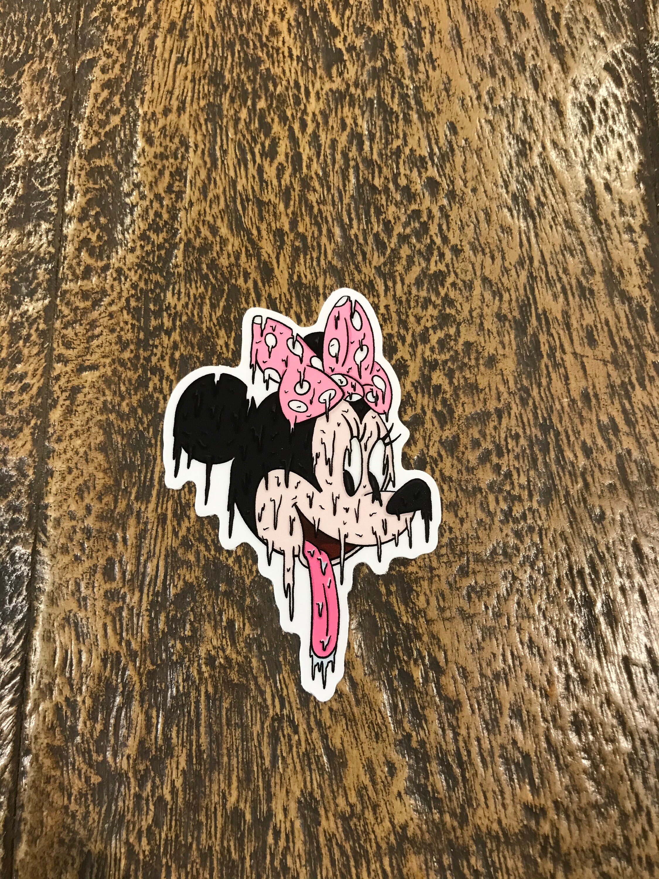 Drippy Minnie Mouse vinyl sticker - Etsy 日本