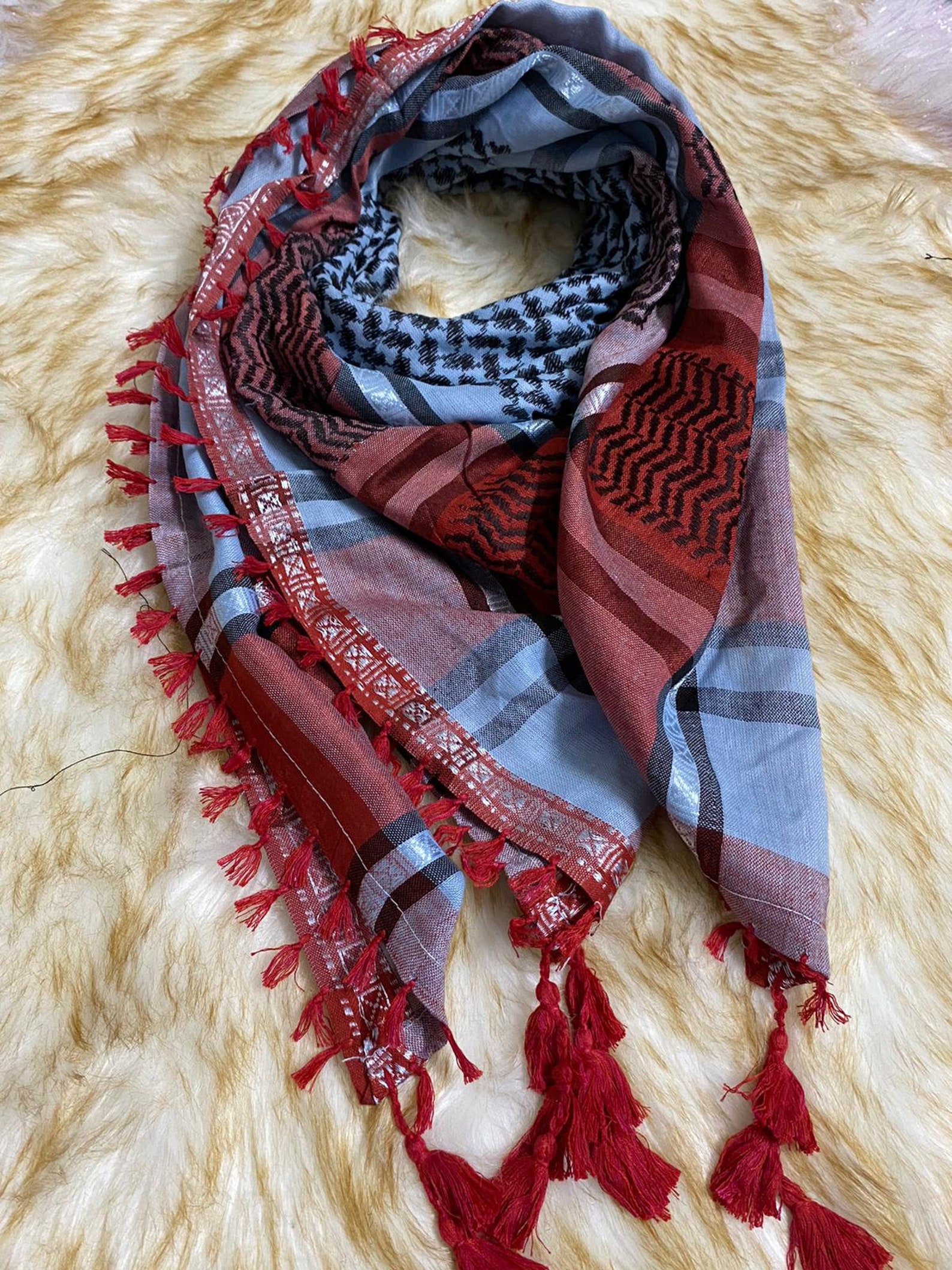 Keffiyeh 1 Keffiyeh Arafat Shemagh Keffiyeh Made of Cotton - Etsy