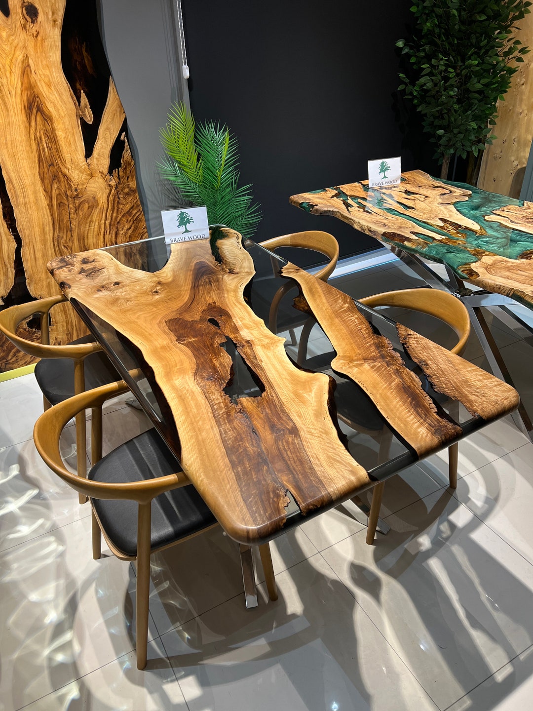 Custom Walnut Epoxy River Dining Table: Ultra Clear Resin - Etsy UK