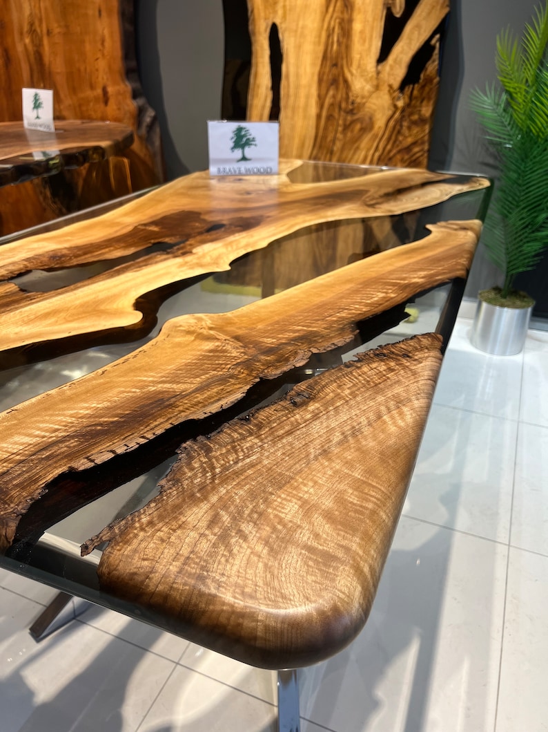 Custom Walnut Epoxy River Dining Table: Ultra Clear Resin - Etsy UK