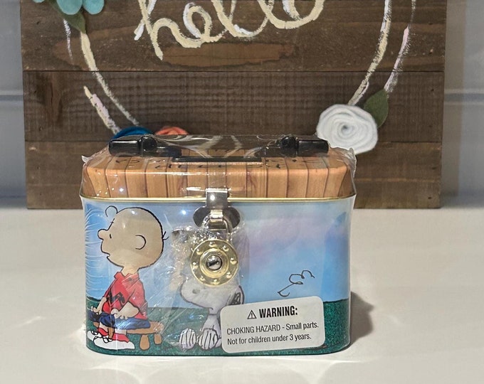 Peanuts Lucy Van Pelt Psychiatric Mood Booth Tin Coin Bank With Lock ...