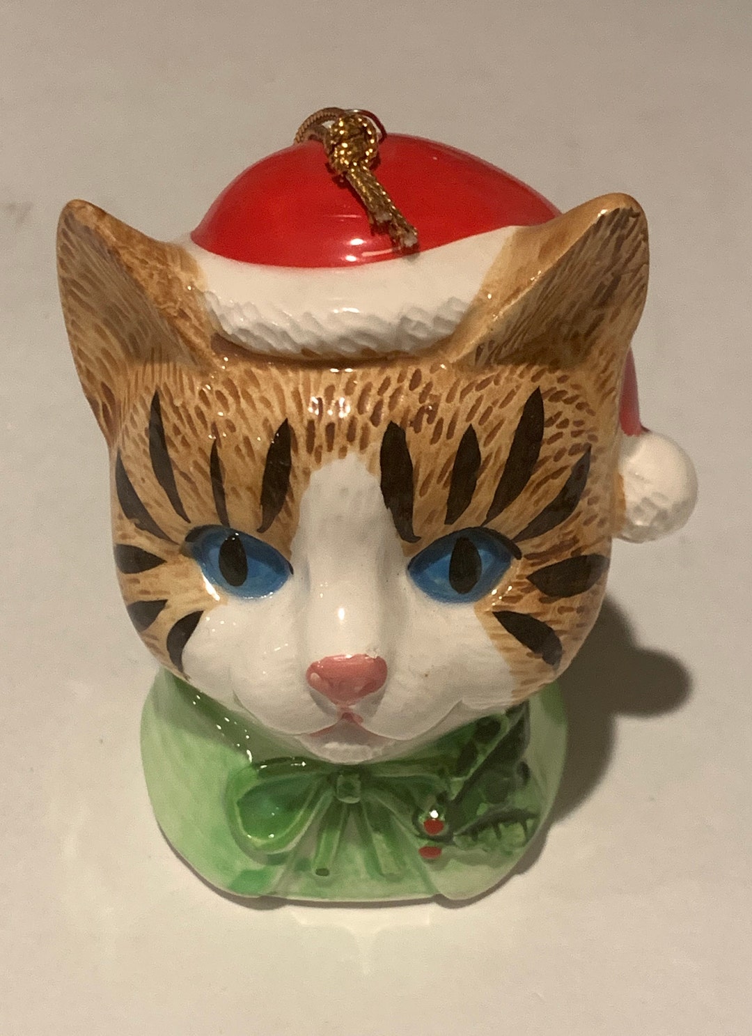 Cat Face Christmas Tree Ornament Made in Japan | Sweet Tabby Cat Face ...