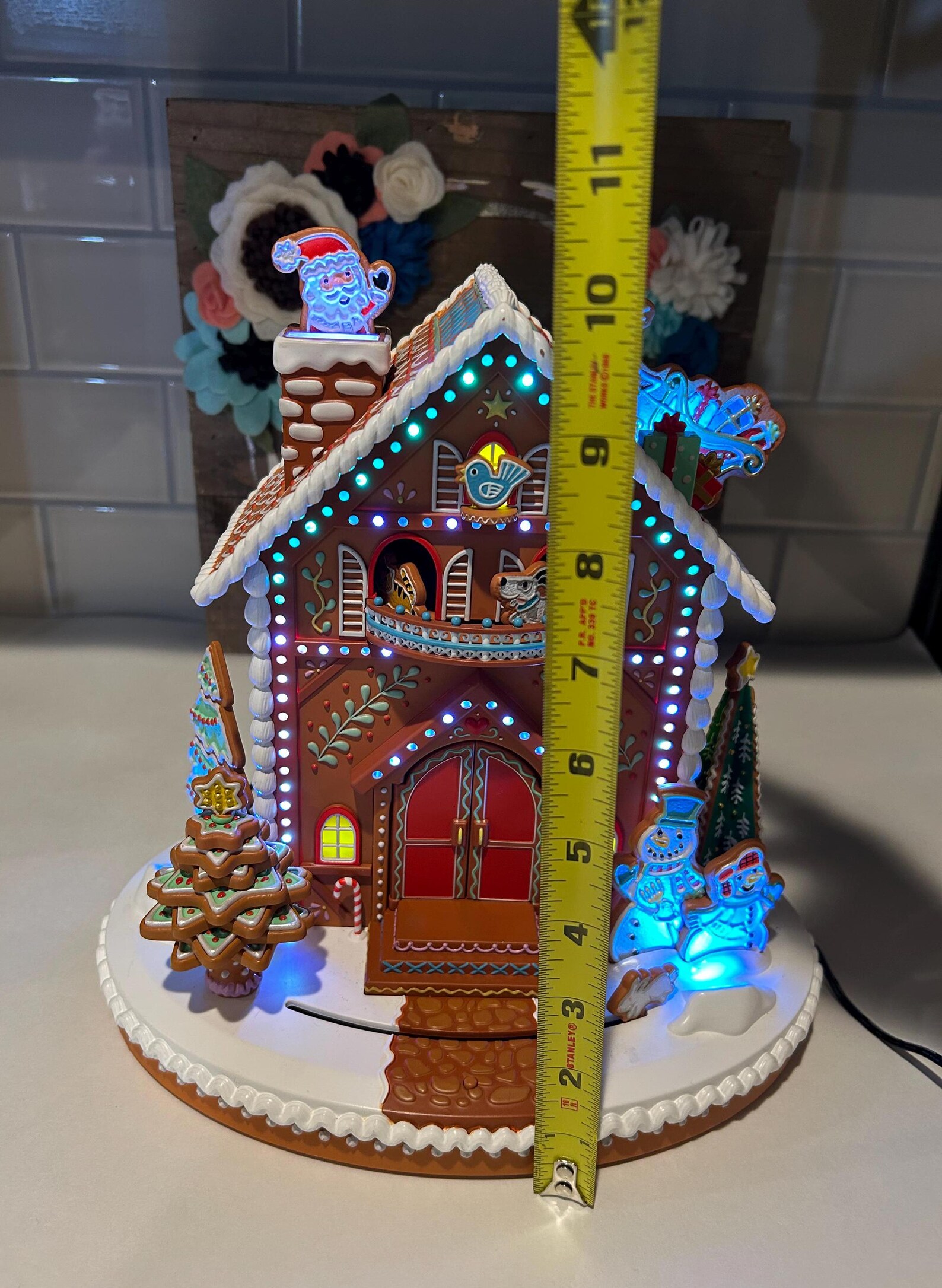 Hallmark Animated Musical Gingerbread House: Christmas Decor - Etsy