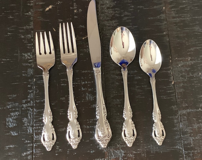 Oneida Silver Community Stainless Silverware / Flatware Complete Set ...