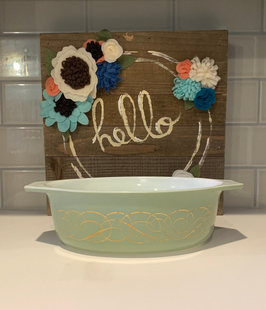 Pyrex Oval Promo Green With Gold Scroll Oval Green and Gold Scroll ...