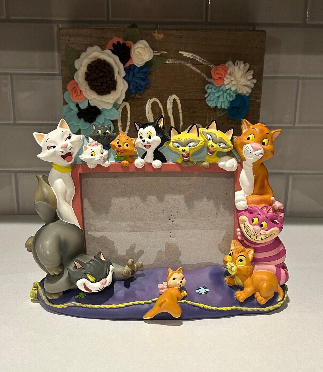Walt Disney Cats Picture Frame | Collectable Disney Cats Picture Frame ...