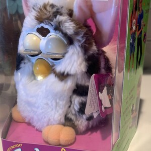 Vintage Tiger Leopard Furby - Pink, Grey & Black Electronic Collectable ...