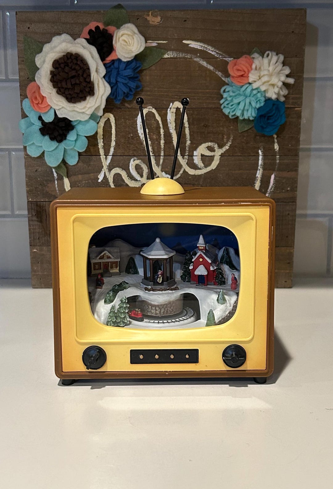 Retro Animated Musical Christmas Scene TV Box: Winter Decor - Etsy