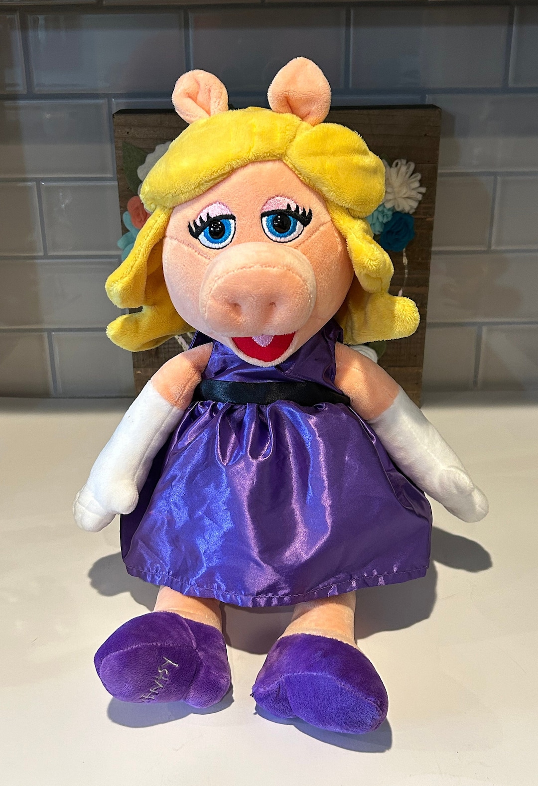 Miss Piggy Disney Pllush | Collectable Miss Piggy Plush | Miss Piggy ...