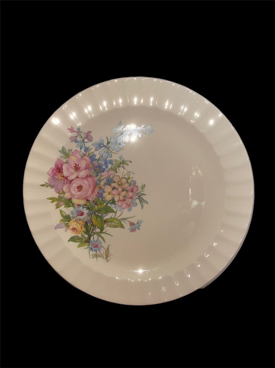 Vintage 1930s Edwin M. Knowles China Co. Floral Bouquet Dinner Plate 9. ...