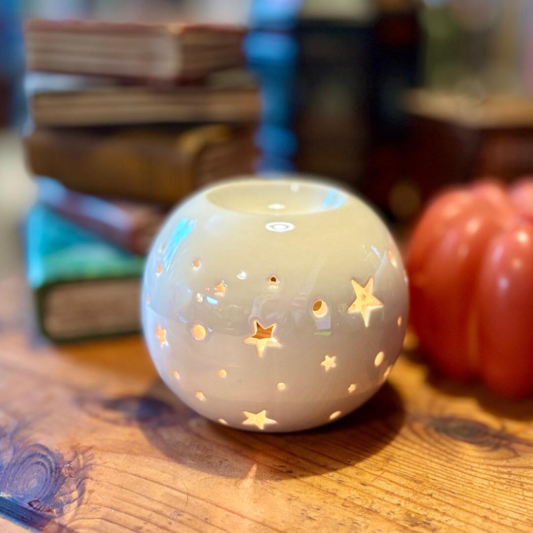 White Iridescent Star Burner \ Ceramic Oil Burner \ Wax Melts and ...