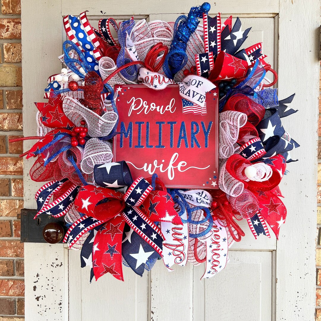 Patriotic Military Wreath for Front Door-military Wife Wreath ...
