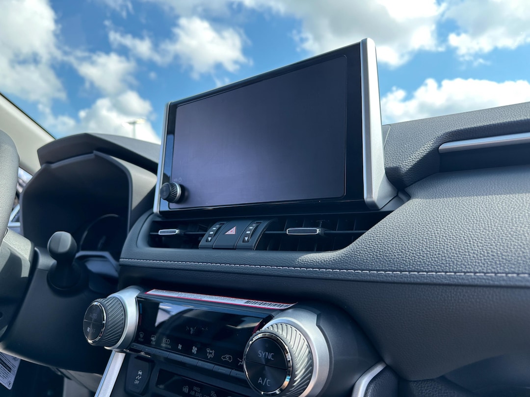 2023-2024 Toyota RAV4 | 8" Main Infotainment | Matte/anti-glare ...