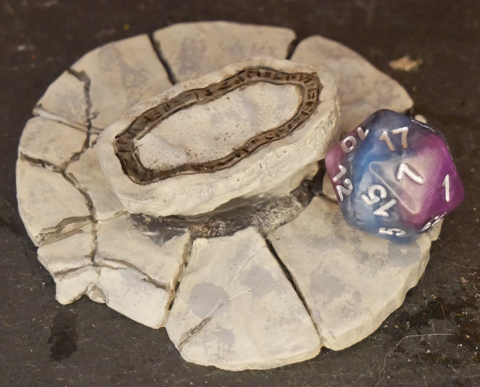 Hand Painted Altar miniature | TTRPG | RPG | DND — Hawksmoor's Menagerie