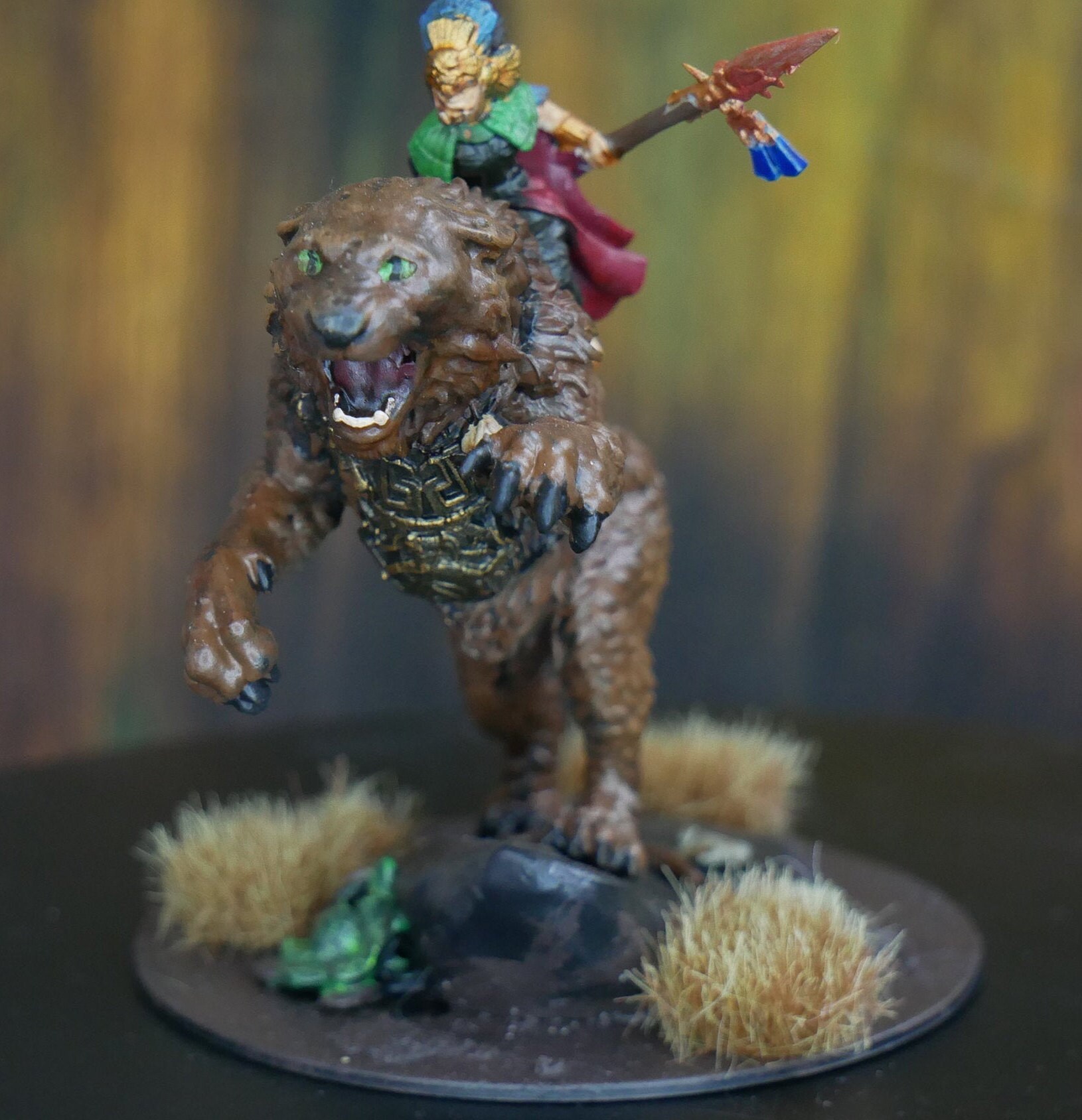 Hand Painted Sabertooth Riding Amazon Warrior Miniature | TTRPG | Mini ...