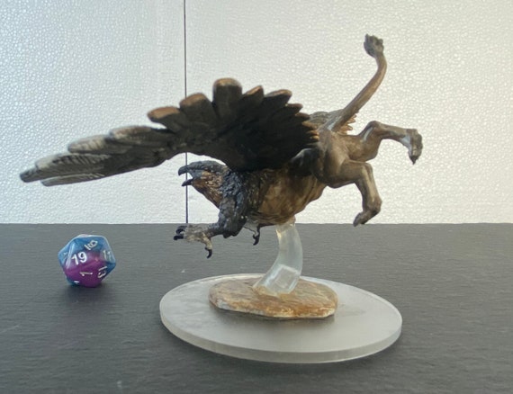 Custom-painted medium brown griffin Miniature | TTRPG | Mini | DND ...