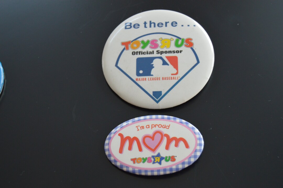 Toys R Us Employee Collectible Memorabilia Buttons Pins - Lot of 2 - Etsy