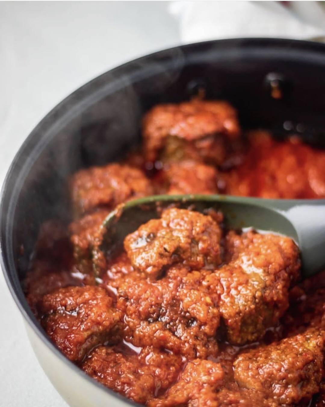 Nigerian Assorted Meat Stew 2 Ltr Bowl - Etsy UK