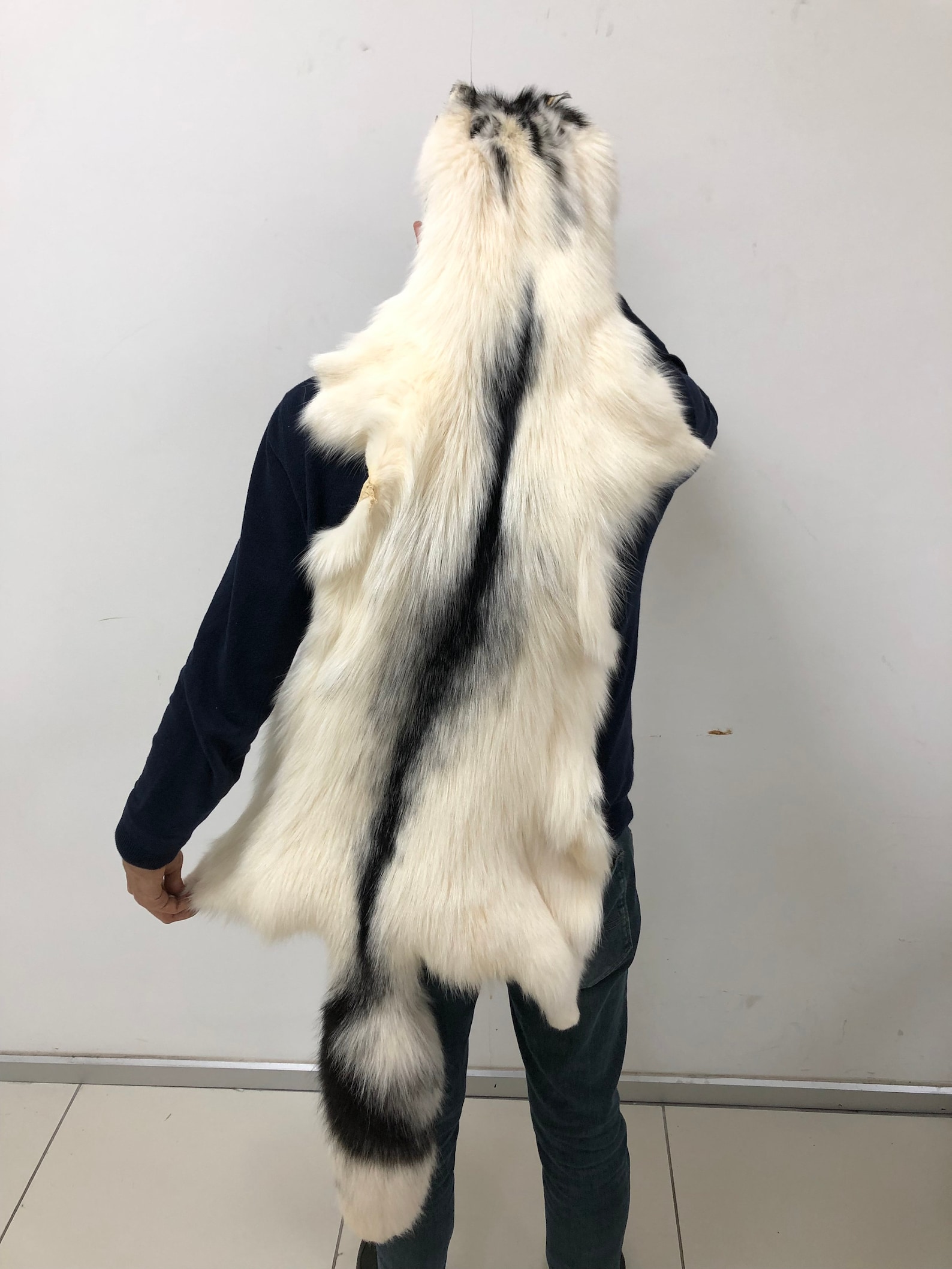Natural White Arctic Marble Fox Pelt , You Have Never Seen Such a Large ...